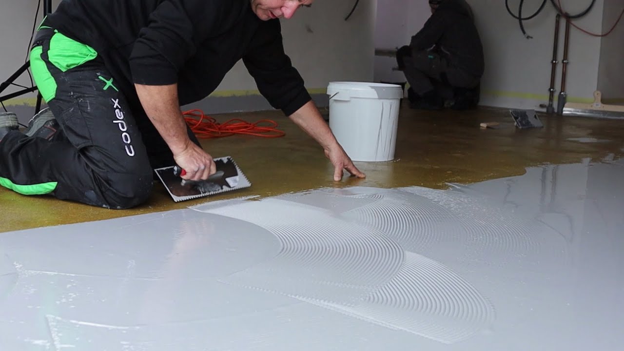Litá polyuretanová podlaha Flowshield LXP - YouTube