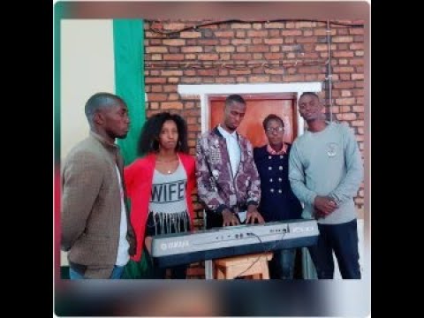 AMFITIYE BYINSHI MUKIGANZA  KIWE HARIMO IBYIZA GUSA BINEZEZA UMUTIMA