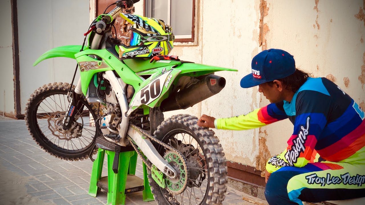 A Day with JB Explorer - Jinan CD - YouTube