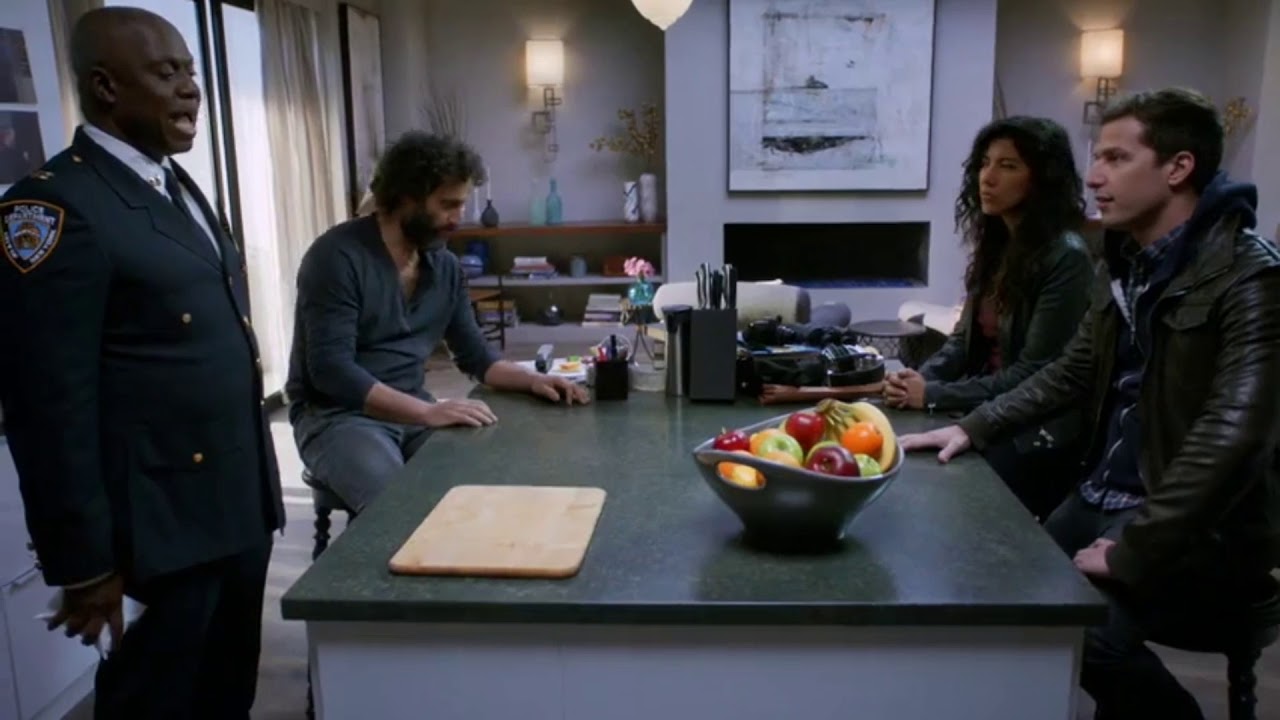 Mito Pimento ensina como fingir estar cheirando - Brooklyn 99 - YouTube