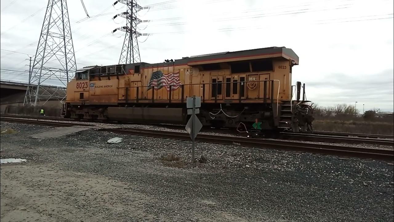 UP 8023 C45ACCTE - YouTube