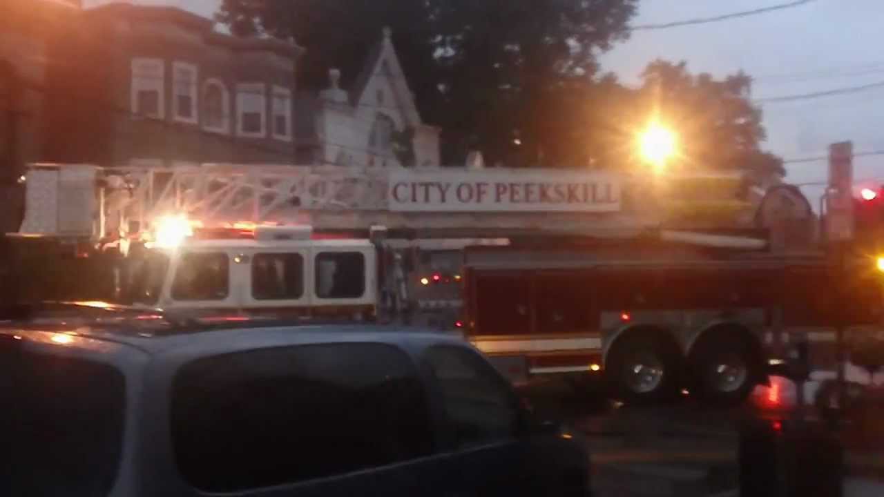Peekskill NY. Volunteer Fire Department Tower Ladder 45 - YouTube