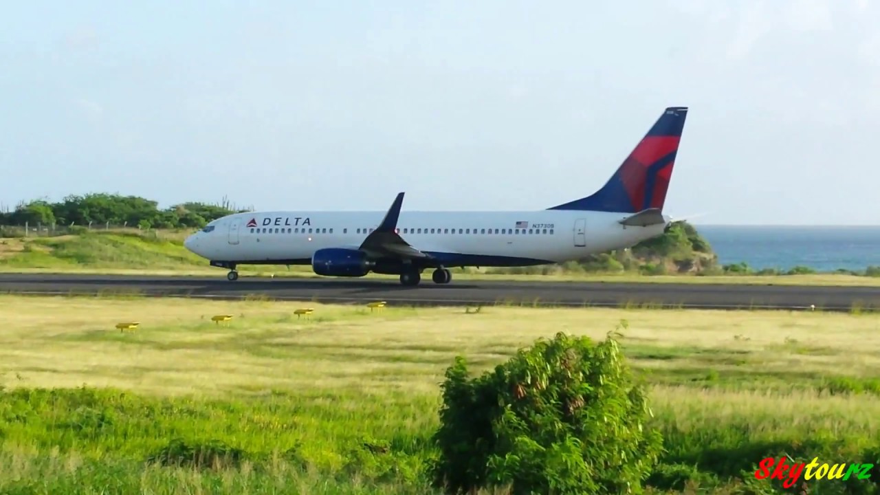 Delta 737-800 Taking off from Grenada 1080p [HD] - YouTube