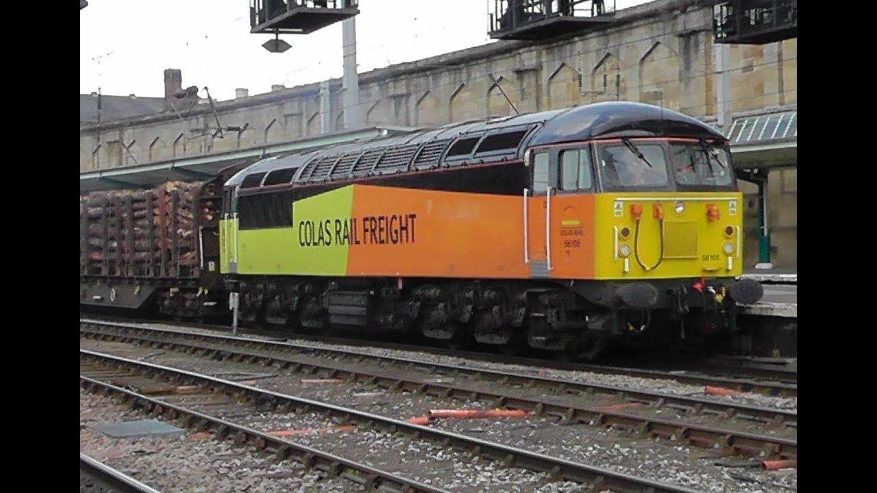 6J37 Carlisle Yard to Chirk Loaded Logs - Colas Rail Class 56 No 56105 ...