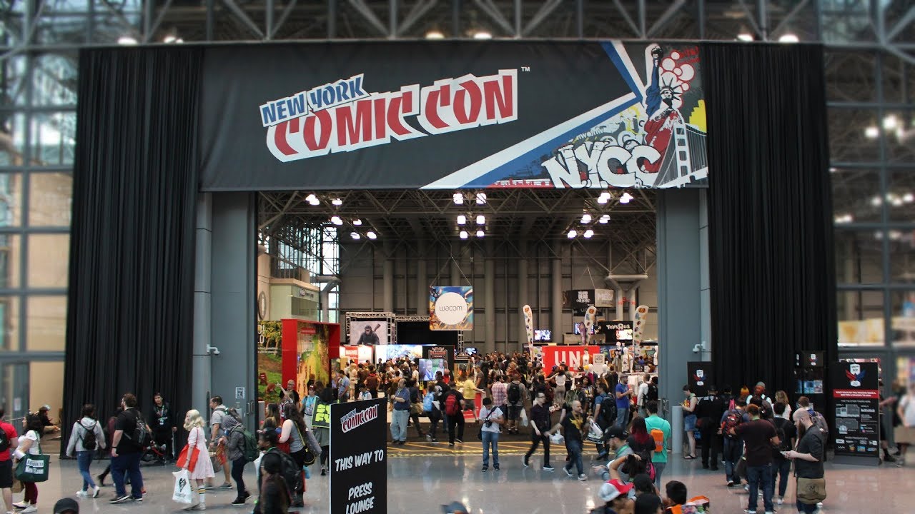 A Walk Around: New York Comic Con - YouTube