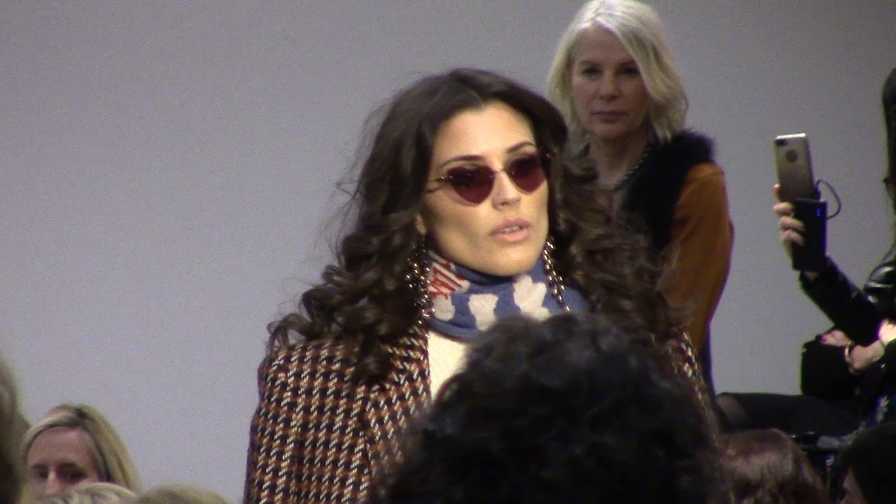 Rachel Neiman Marcus Runway 1 Nov 2018 2 - YouTube