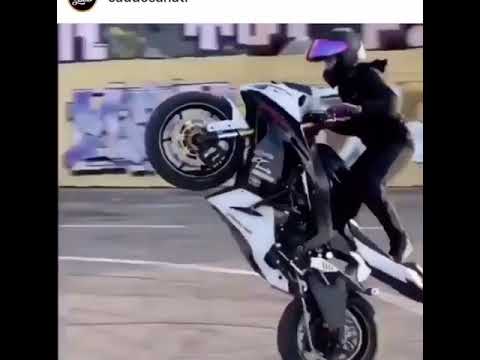 Kimdemiş kadınlar motor süremez diye