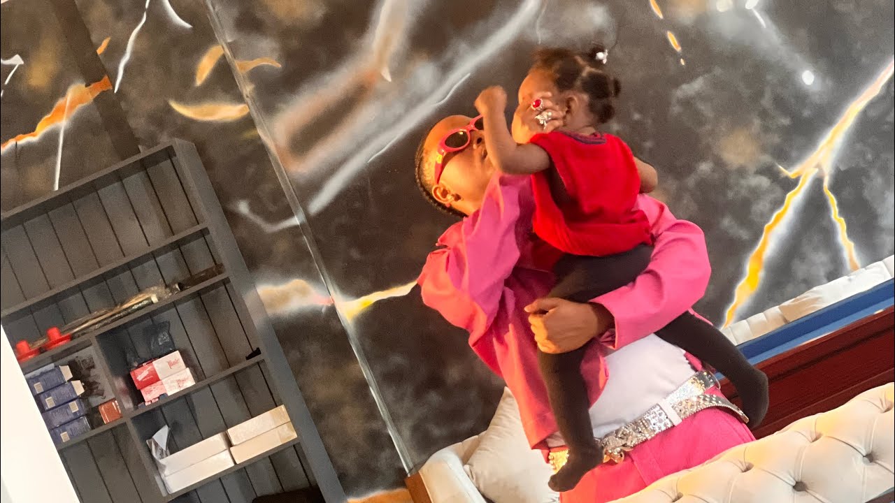 Ehe mbembe by okkama ft cute behind the scenes - YouTube