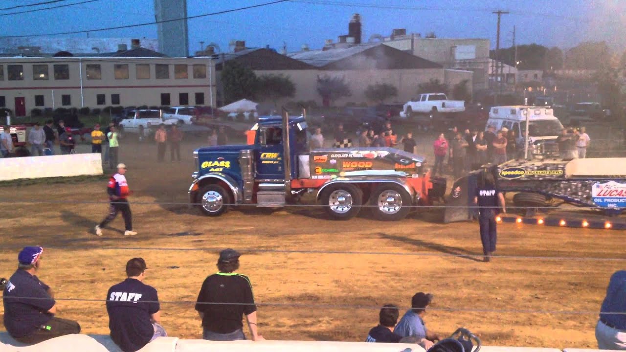 Hot Rod Semi "Class Act" at the Buck 6/15/13 - YouTube