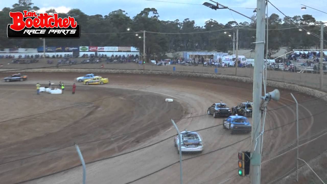 Modified Sedans - Heat 16 - Australian Title - Carrick Speedway - 04.04 ...