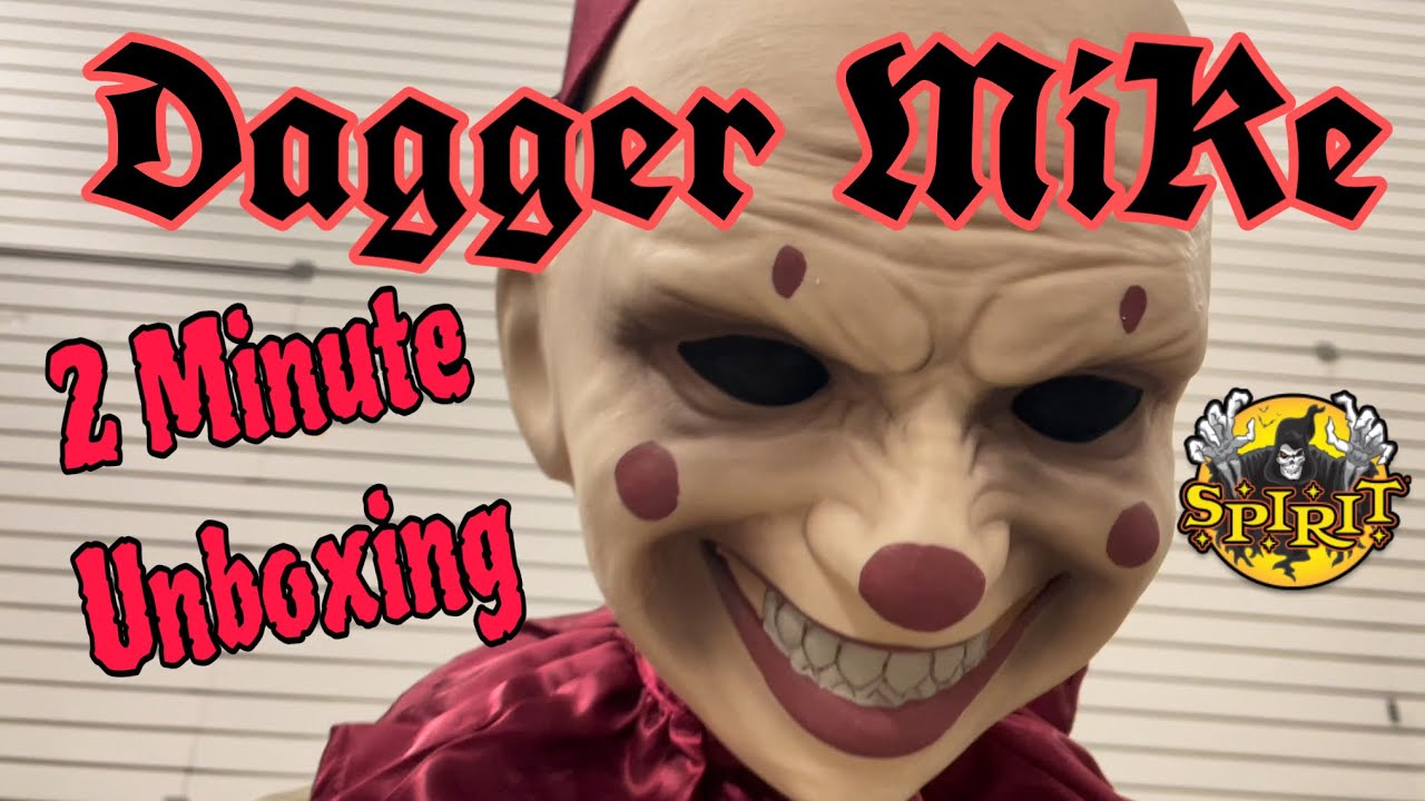 DAGGER MIKE- 2 Minute Unboxing & Assembly (Spirit Halloween 2023) - YouTube