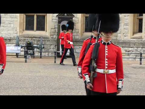 1st Battalion Irish Guards - YouTube
