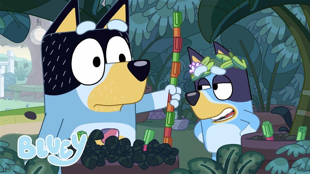 🔴LIVE: Creepy Crawlies with Bluey | Bluey - YouTube