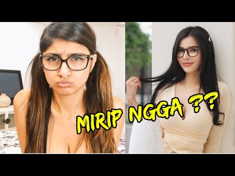 Foto Pakai Kaca Mata, Maria Vania Mirip Mia Khalifah ?