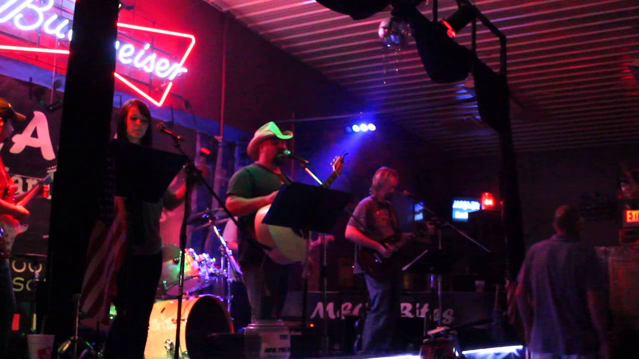 Rockin' Country Nights ~ Scott Steele ~ Country Girl Shake It For Me ...