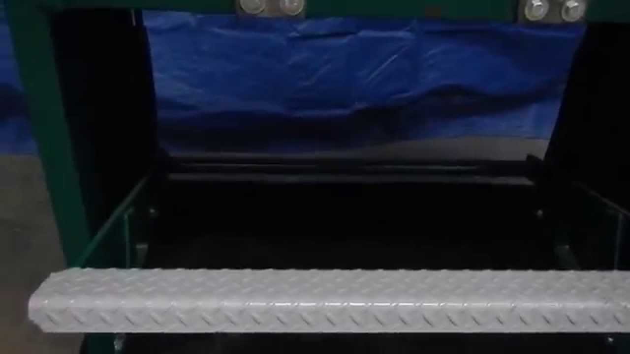 Tennsmith 36" Foot Squaring Shear Test - YouTube