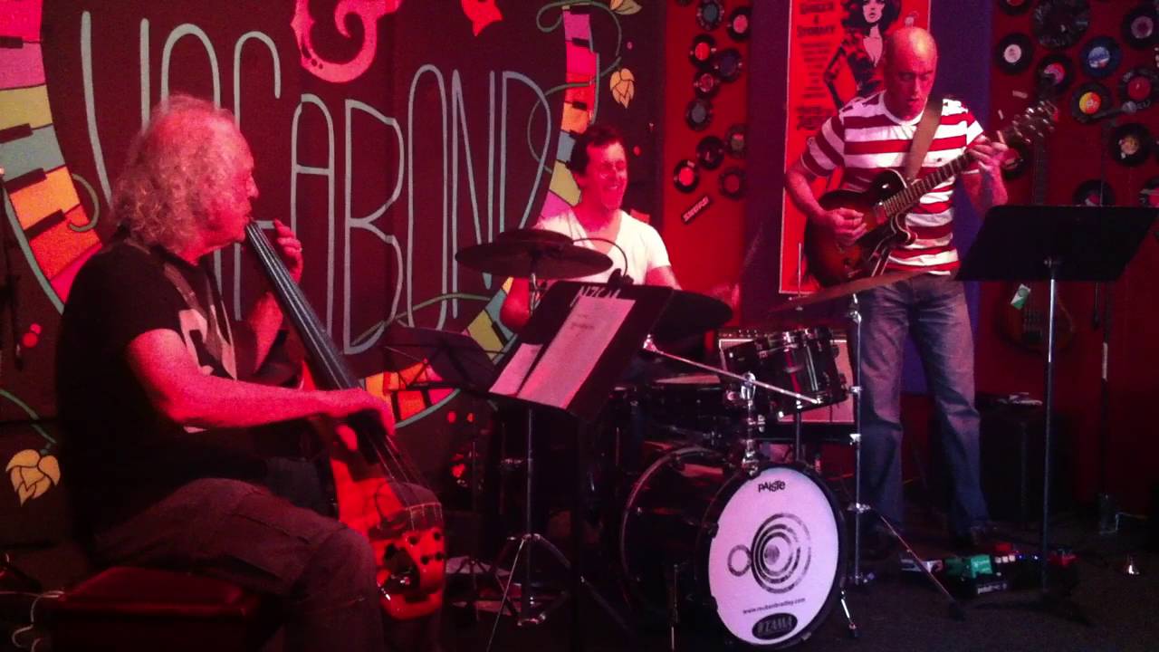 DAVID FRIESEN/NEW ZEALAND TRIO (Live) Sun Oct 25th 2015 - YouTube