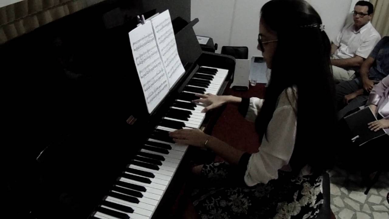 Victória Mendes - YouTube