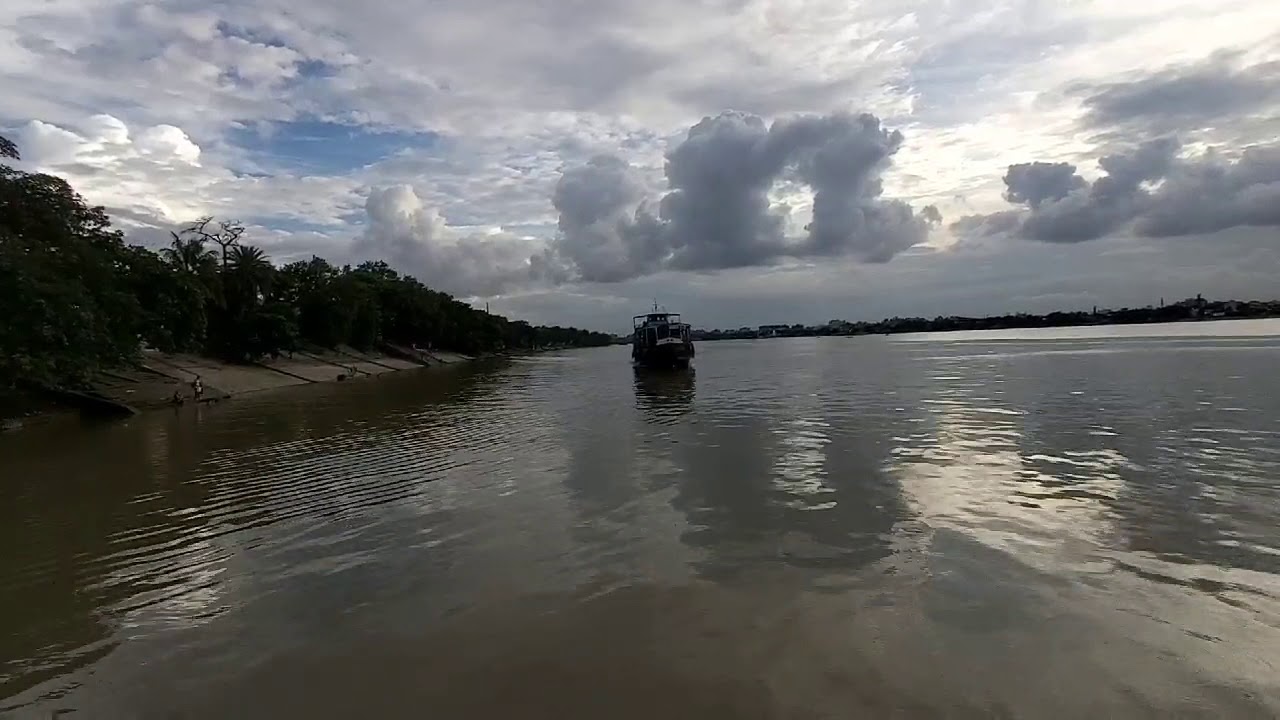 Some Sweet moments on Ma Ganga #মা গঙ্গার বুকে কিছু অসাধারণ মুহূর্তে ...