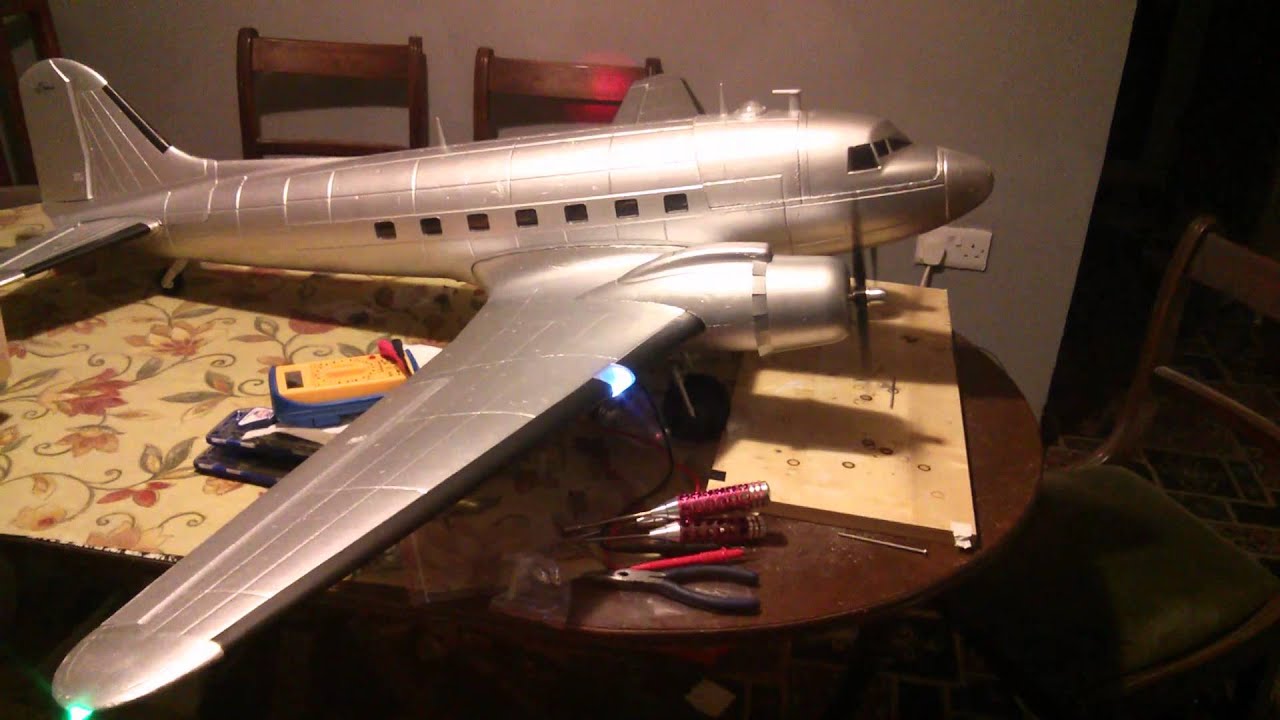 HK DC-3: New motors, props, prop adapters and crow braking - YouTube