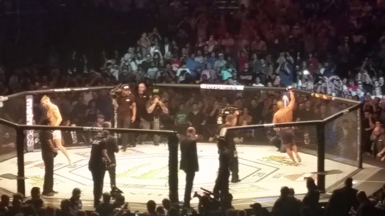 UFC 192 Houston "Cormier vs Gustafsson" - YouTube