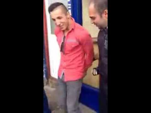 Tigan danseaza cu catusele pe mana prins la furat londra