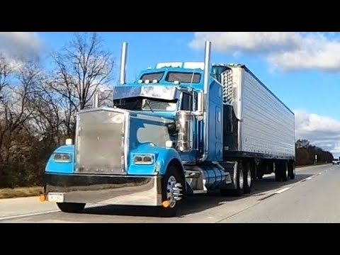 SOUND UP! LOTS OF beautiful top notch old school trucks getting the job ...