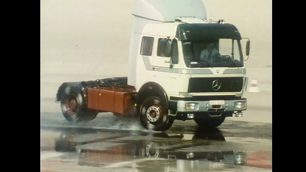 "Active for safety: ABS and ASR for Mercedes-Benz commercial vehicles ...