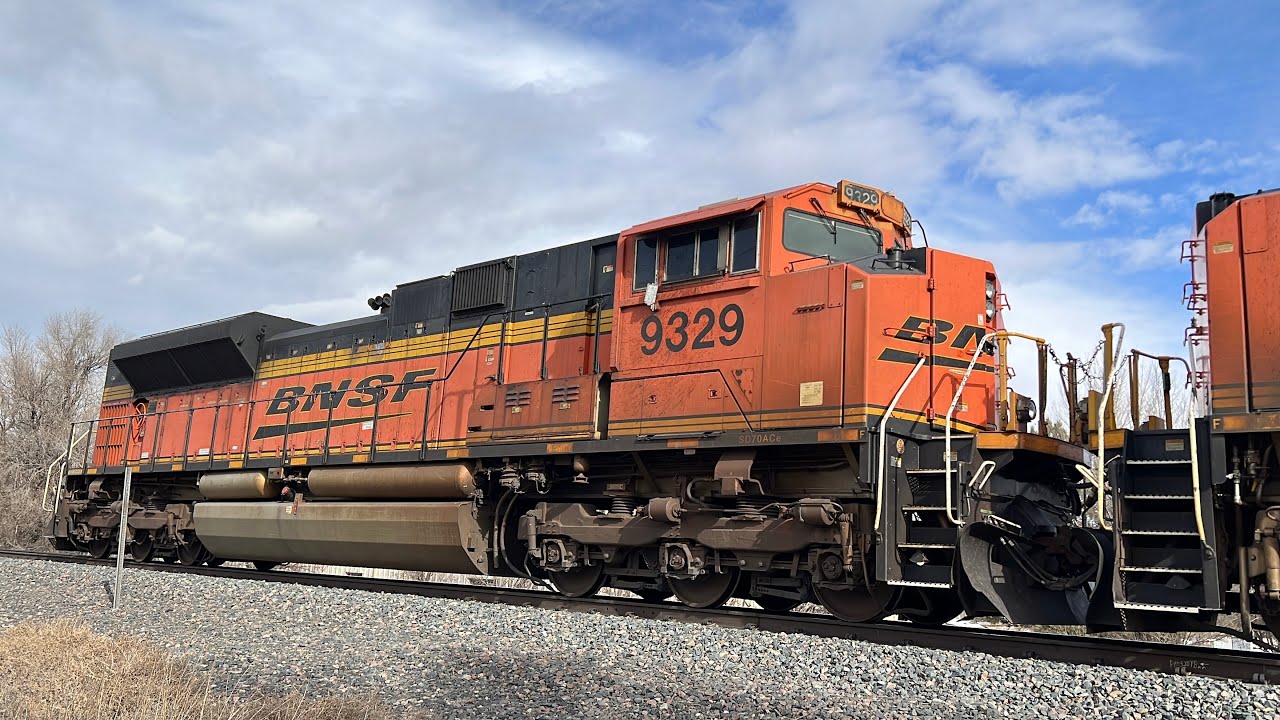 Reroute BNSF C-NRMRRS0-01B through Colorado Springs!! 1-6-2024 - YouTube