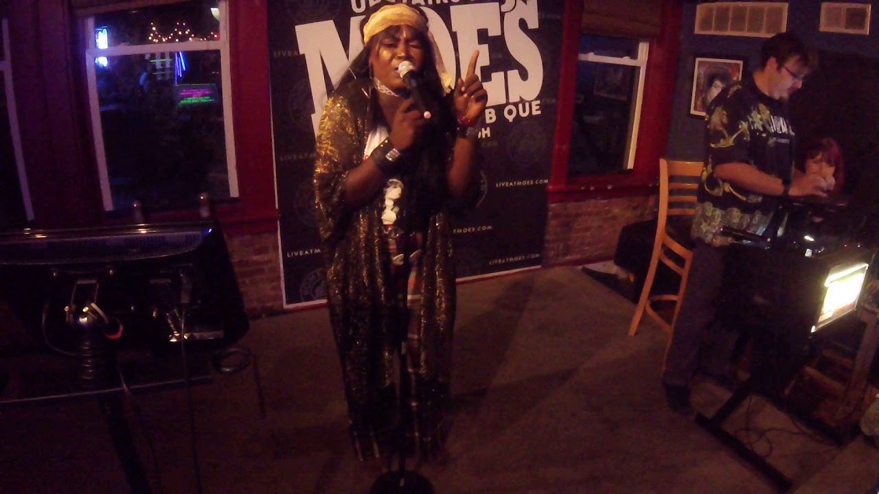 Sydney Alexis covers Red House by Jimi Hendrix - YouTube