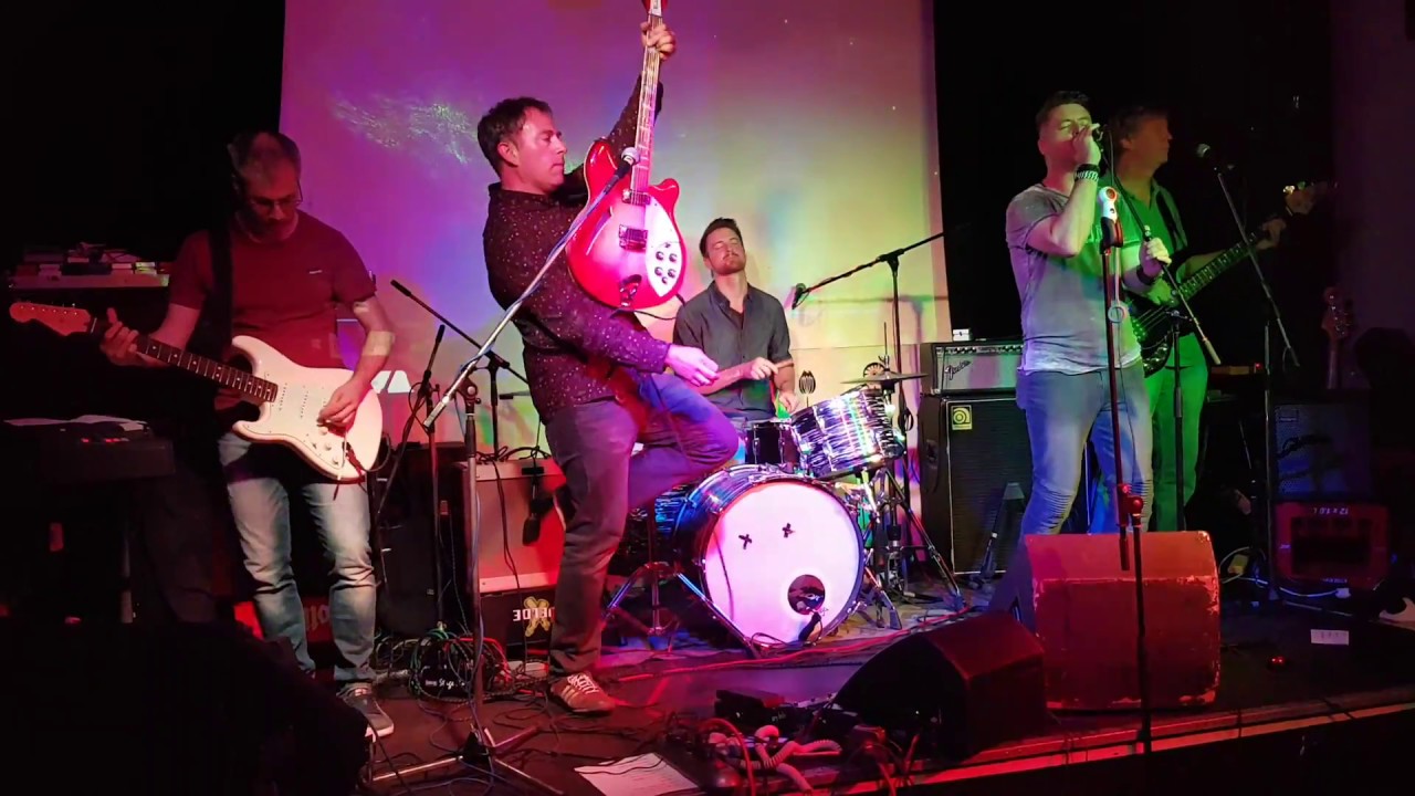 The Peejays - live @ The Hanging Stars Tour 2018 - YouTube