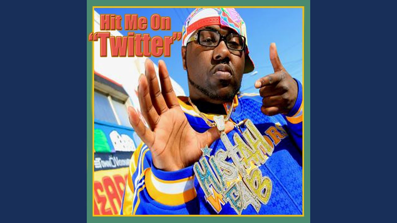 Hit Me On "Twitter" (Street) - YouTube