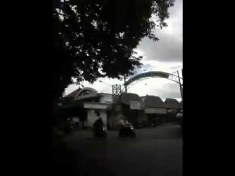 depan pasar pasirian lumajang