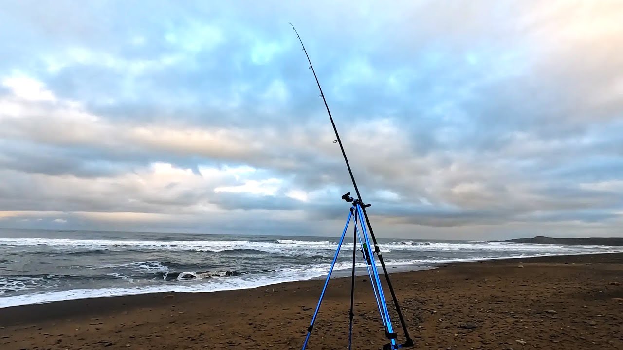 24 HOURS NORTH EAST COD HUNT | SEA FISHING UK | MASTERFISHERMAN - YouTube