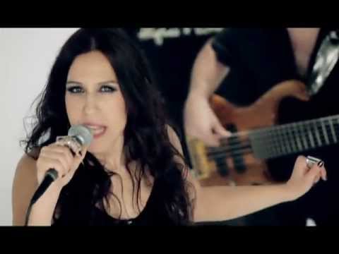 Şelale Şehnaz Sam - Seviyorum Aslında - 2013 - Video Klip