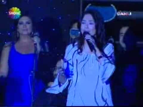 Ebru Gundes & Sibel Can - Günay Restaurant