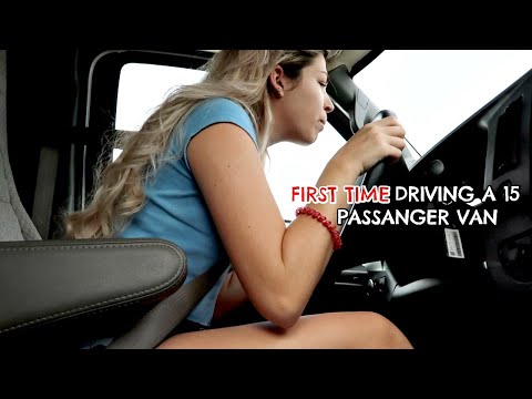 First Time Driving A BUS! Picking Up JESSSFAM In Hawaii!