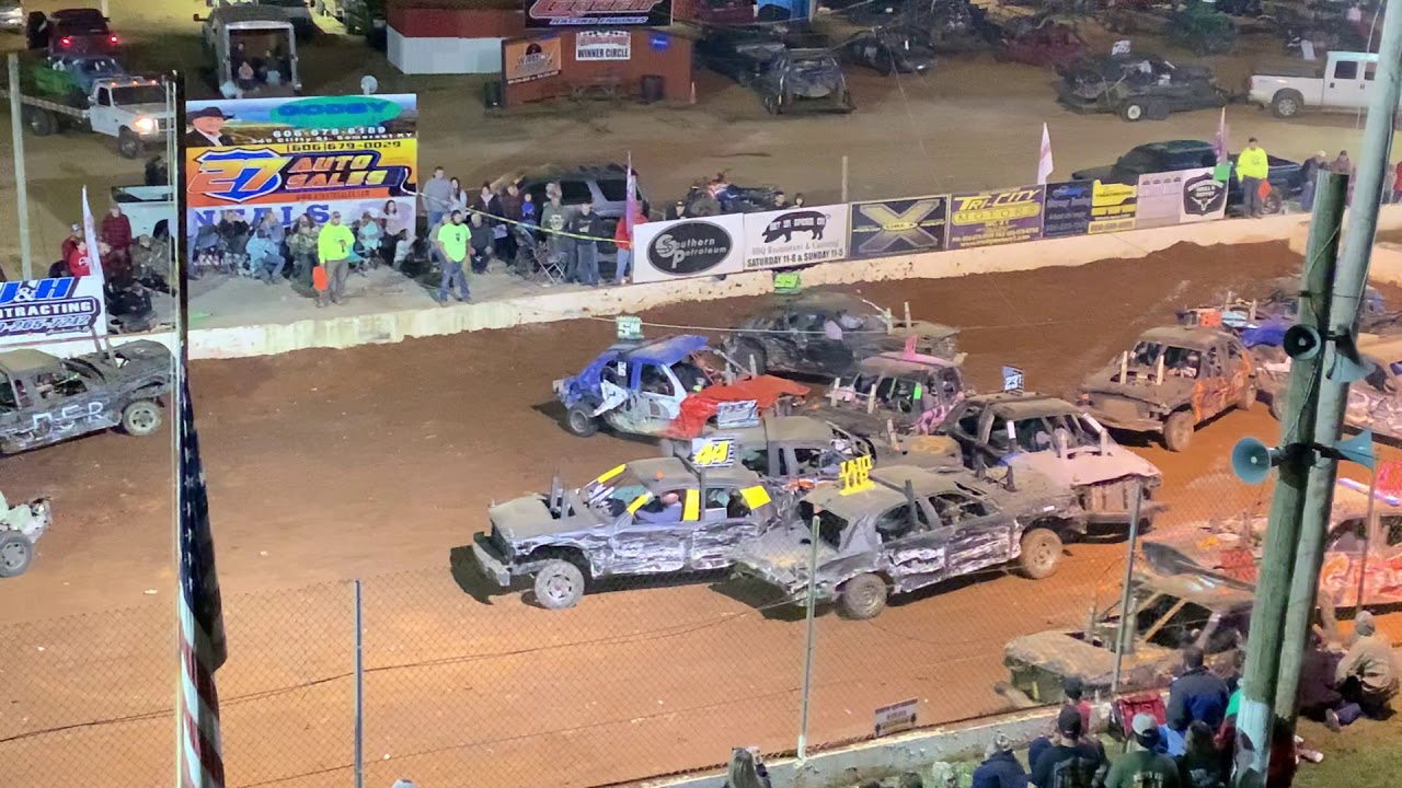 Lake Cumberland Speedway Demo Derby 2020 "BIG CAR FEATURE" - YouTube