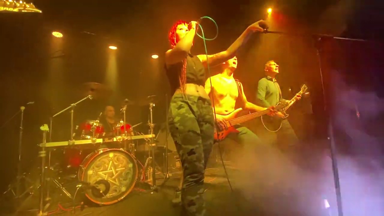 Firelake - Break The Chains. Live at Holy Fury GIG 2020 - YouTube