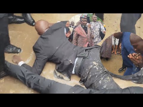 Quand  Serigne Modou KARA sort sous la pluie avec ses Talibés