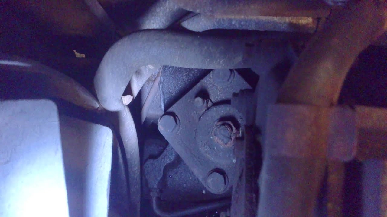 Defender 300tdi wobbly steering box! - YouTube