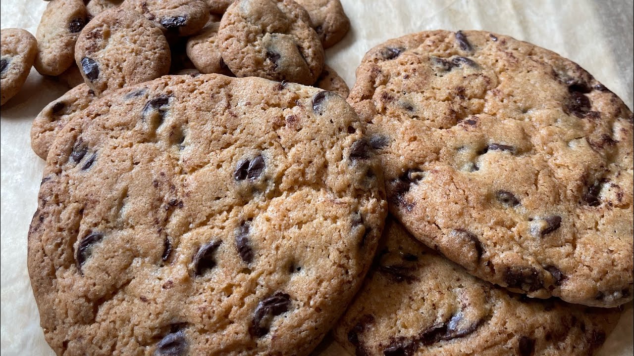 How to make crunchy chocolate chip cookies - YouTube
