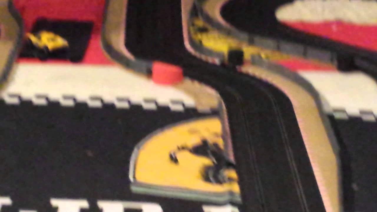 Scalextric Slot Car Racing - Crash vs. The Senator - YouTube