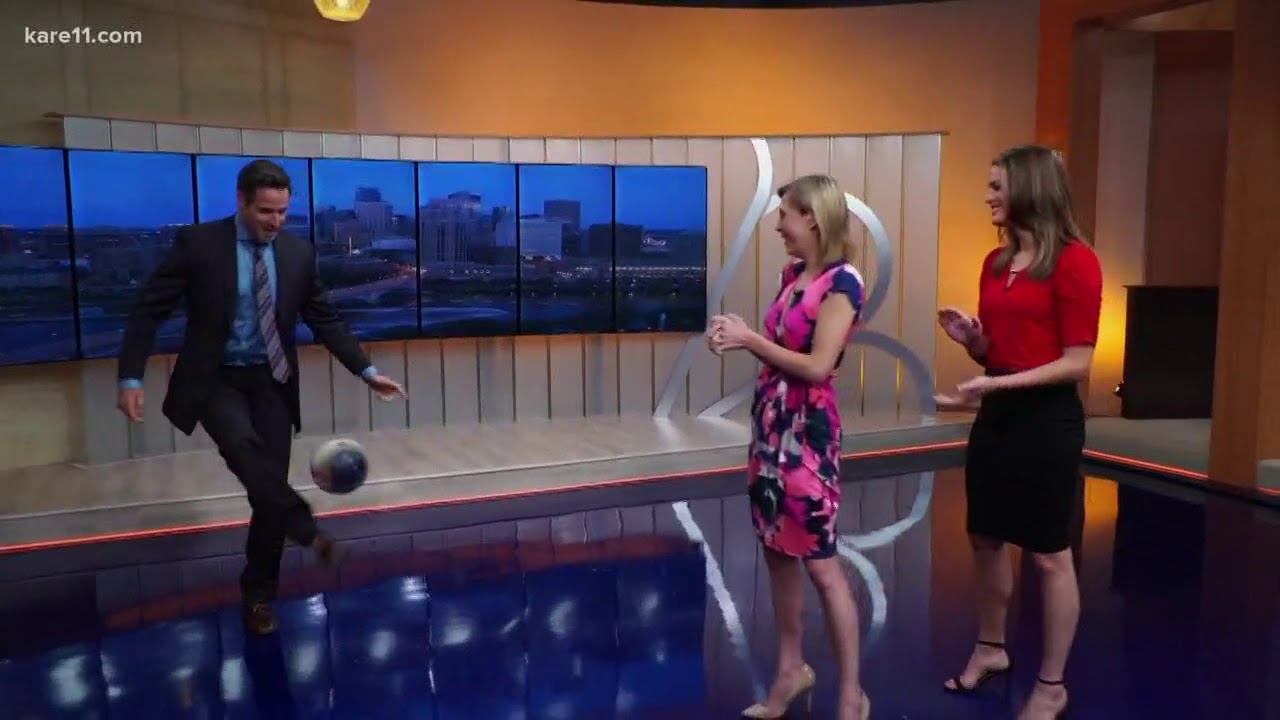 Kris needs to work on his soccer skills ahead of World Cup - YouTube