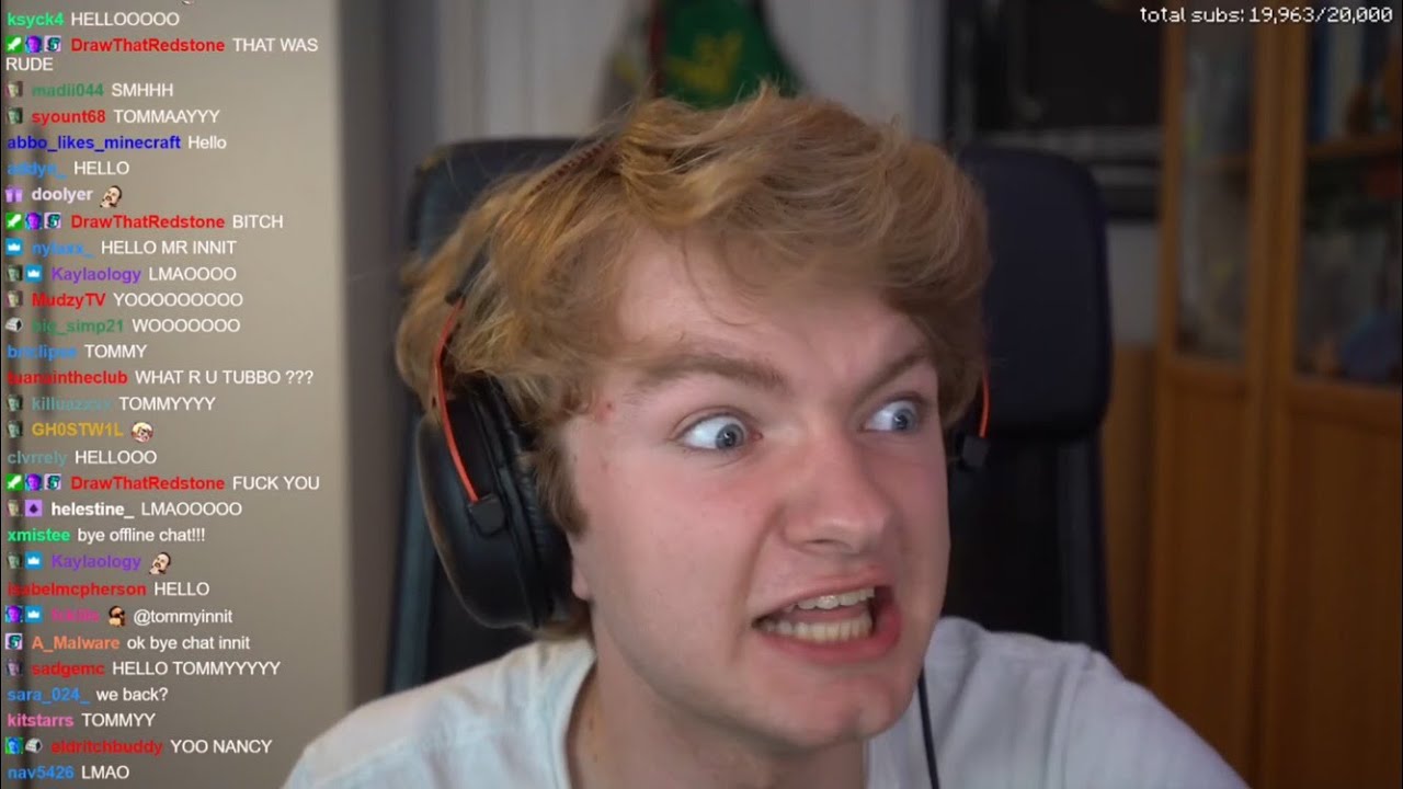 TommyInnit gets called an iPad kid… *He gets angry* - YouTube