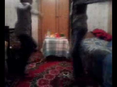 iki qardasin meharetli reqsi