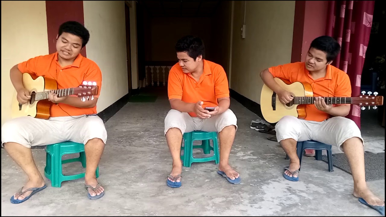 Premier pro, Crop tool and Ultra key tool effect :D if any suggestion ...