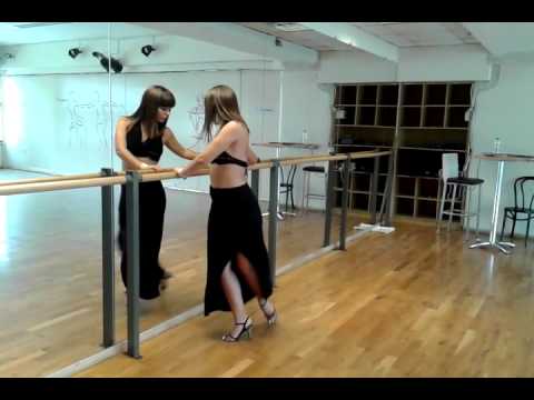 Yioulia Petaraki adorning Don Agustin Bardi