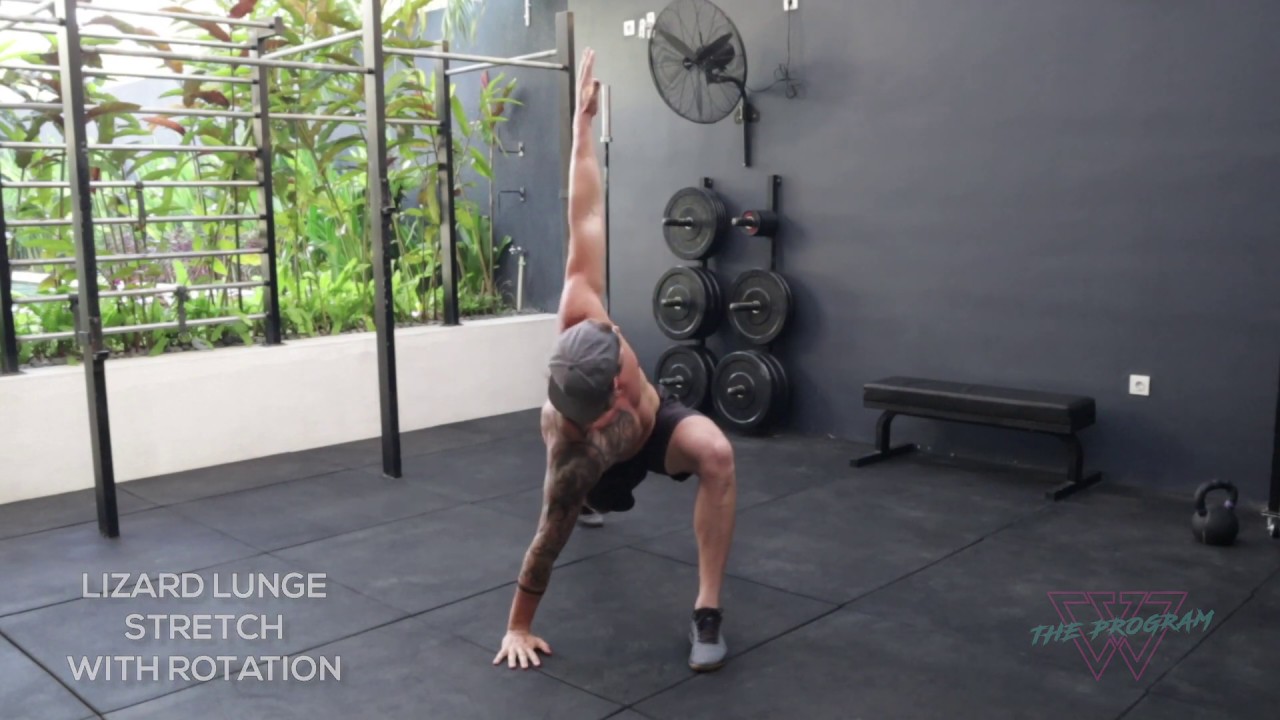 Lizard Lunge with Rotation - YouTube