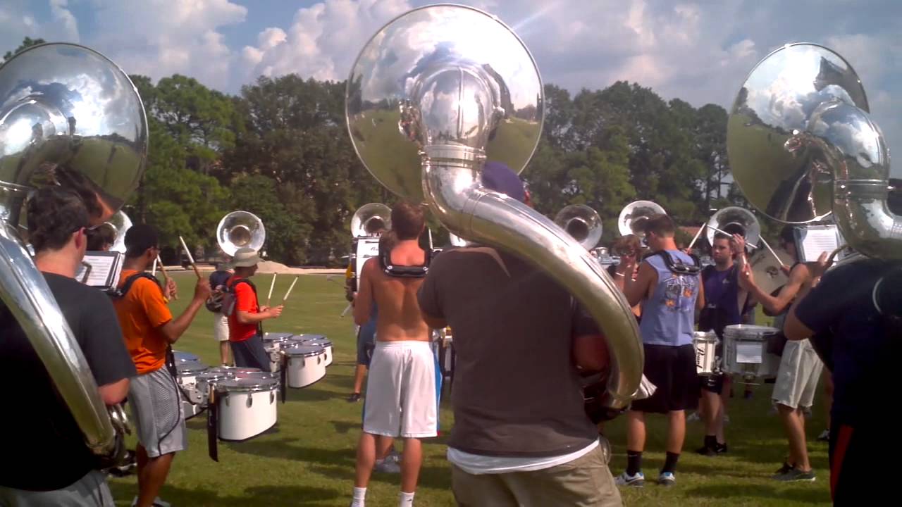 LSU tubas and drumline getting down - YouTube